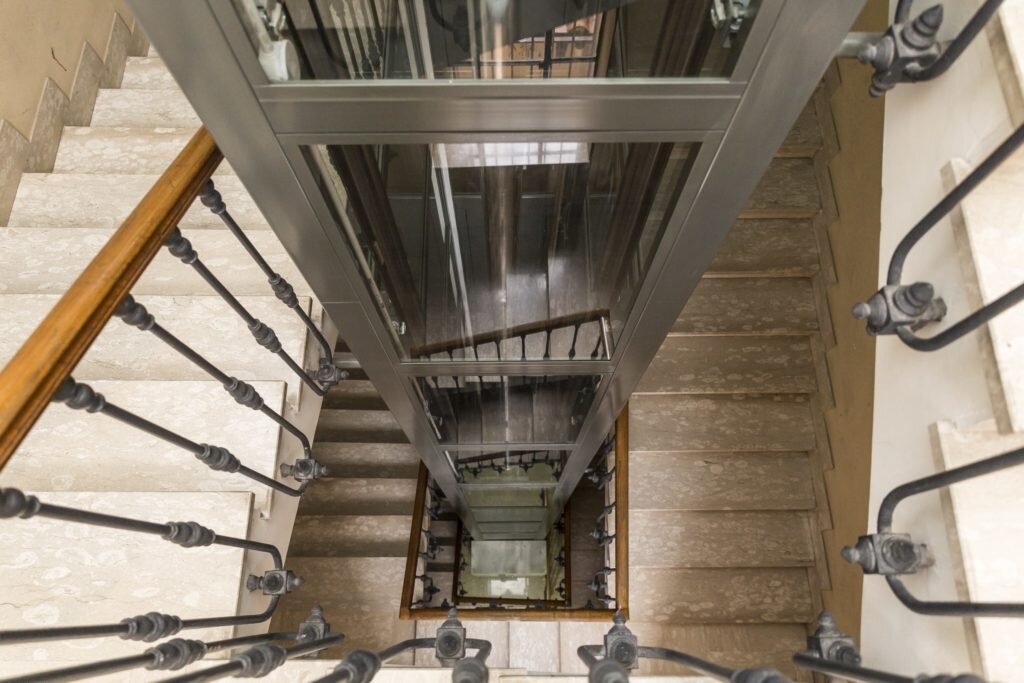 Marrocco Elevators - Taglio scale per installazione ascensori